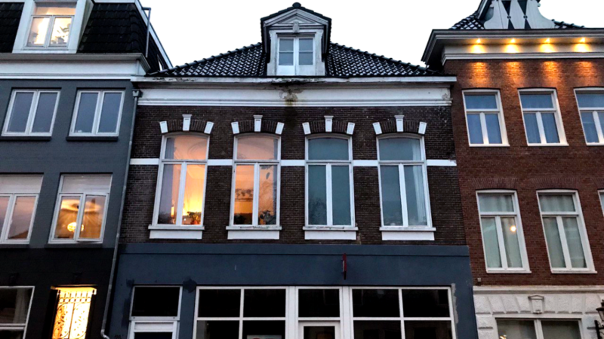 Buurman Wim Bulten boos op SP over achterstallig onderhoud aan pand in ...